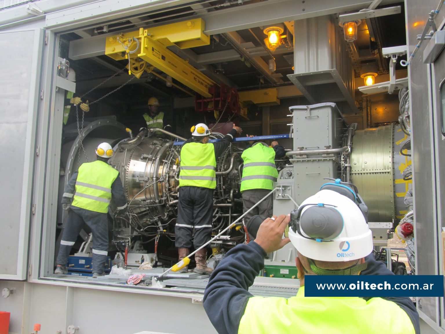 MONTAJE MECÁNICO DE TURBOGENERADOR A GAS LM-6000 Y EQUIPOS PRINCIPALES – ISLA DE POTENCIA. – Oiltech