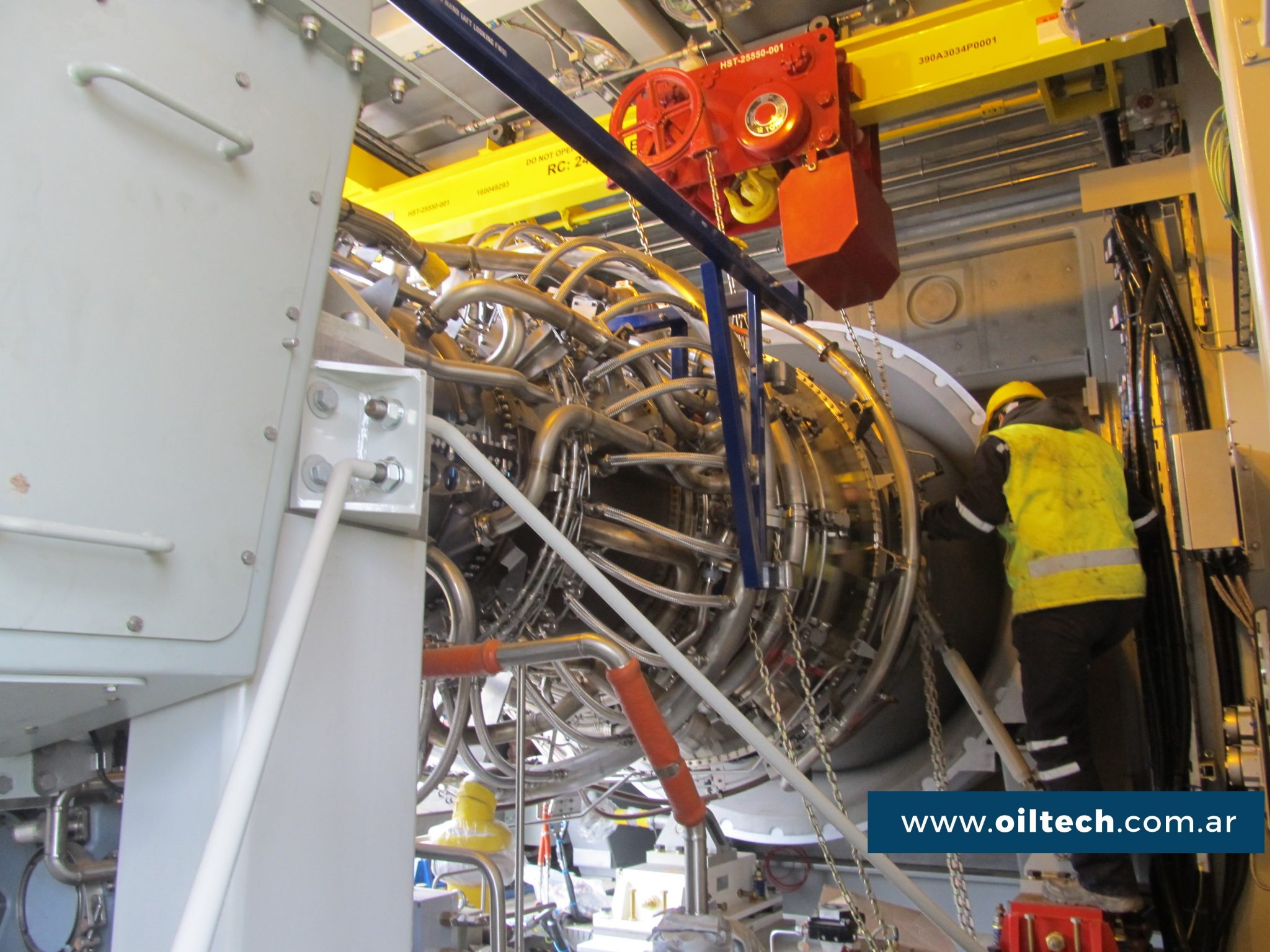 MONTAJE MECÁNICO DE TURBOGENERADOR A GAS LM-6000 Y EQUIPOS PRINCIPALES – ISLA DE POTENCIA. – Oiltech